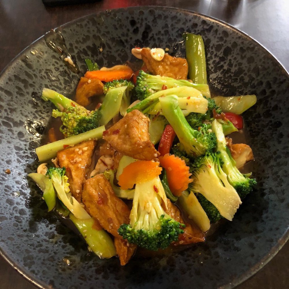 CHI CHI CAFÉ Chinese | Heads Up Launceston Food Guide 2025